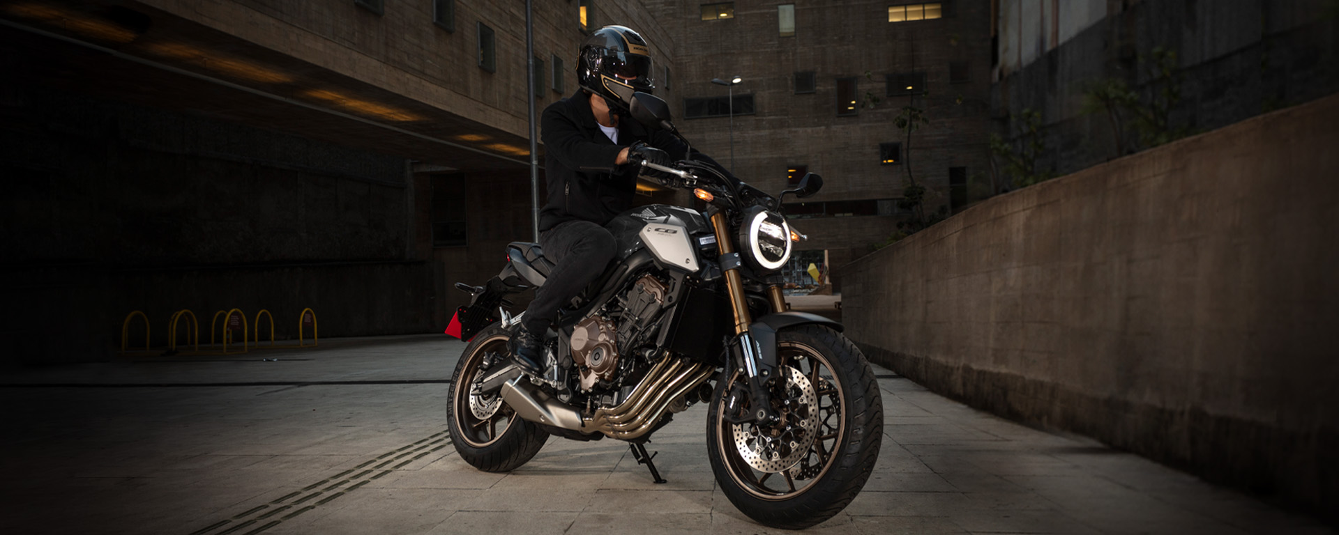 Honda CB 650R 2024 - Naked | Honda Motos